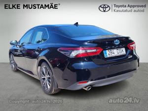 Black Toyota Camry 2021 in Tallinn, with an engine capacity of 2.49 L and mileage of 77 thousand km for 27995 €, photo 18 on AUTOMOTO.COM.LV
