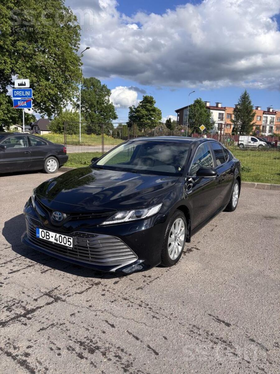 Melns Toyota Camry 2021 Rīga, ar dzinēja tilpumu 2.50 L un nobraukumu 153 tūkst. km par 18700 €, foto 4 vietnē AUTOMOTO.COM.LV