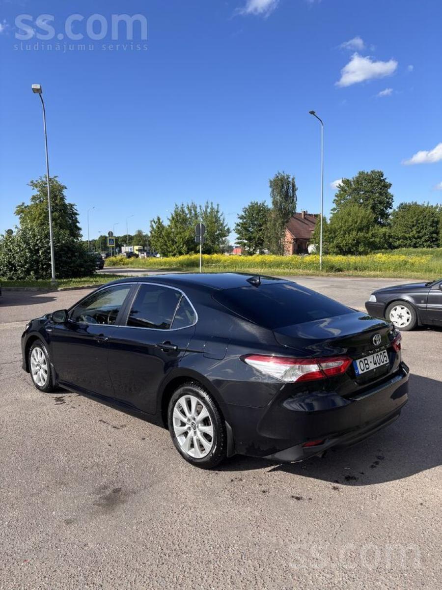 Melns Toyota Camry 2021 Rīga, ar dzinēja tilpumu 2.50 L un nobraukumu 153 tūkst. km par 18700 €, foto 6 vietnē AUTOMOTO.COM.LV