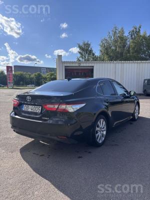 Melns Toyota Camry 2021 Rīga, ar dzinēja tilpumu 2.50 L un nobraukumu 153 tūkst. km par 18700 €, foto 7 vietnē AUTOMOTO.COM.LV