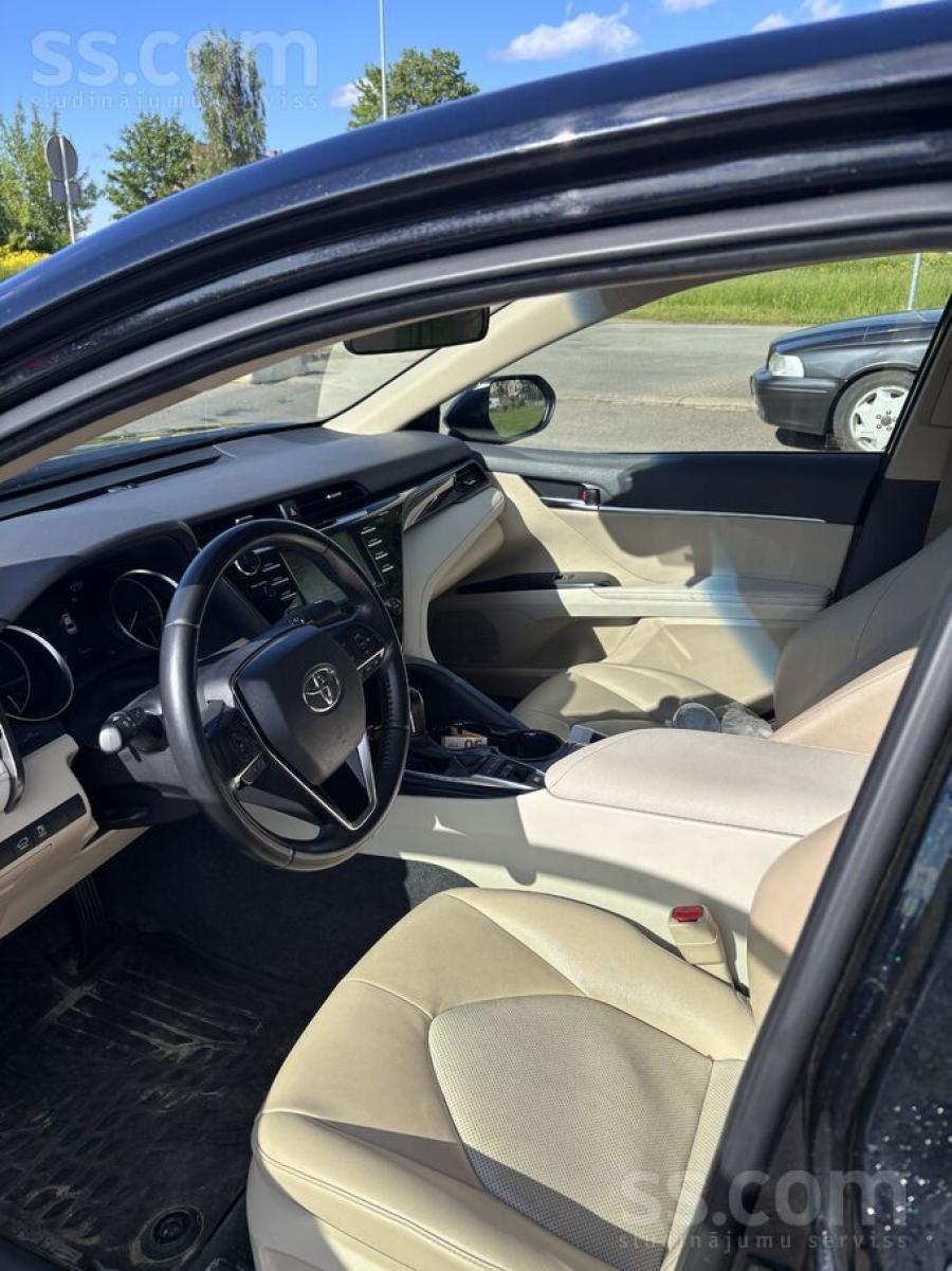 Melns Toyota Camry 2021 Rīga, ar dzinēja tilpumu 2.50 L un nobraukumu 153 tūkst. km par 18700 €, foto 8 vietnē AUTOMOTO.COM.LV