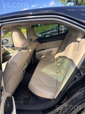 Melns Toyota Camry 2021 Rīga, ar dzinēja tilpumu 2.50 L un nobraukumu 153 tūkst. km par 18700 €, foto 9 vietnē AUTOMOTO.COM.LV