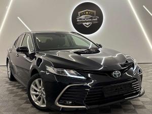 Black Toyota Camry 2022 in Marijampole, with an engine capacity of 2.49 L and mileage of 48 thousand km for 21999 €, photo  on AUTOMOTO.COM.LV