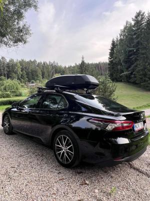 Melns Toyota Camry 2022 Viļņa, ar dzinēja tilpumu 2.49 L un nobraukumu 70 tūkst. km par 28000 €, foto 4 vietnē AUTOMOTO.COM.LV