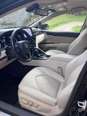 Melns Toyota Camry 2022 Viļņa, ar dzinēja tilpumu 2.49 L un nobraukumu 70 tūkst. km par 28000 €, foto 10 vietnē AUTOMOTO.COM.LV