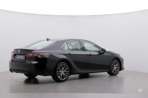 Black Toyota Camry 2022 in Vilnius, with an engine capacity of 2.49 L and mileage of 113 thousand km for 27900 €, photo 4 on AUTOMOTO.COM.LV