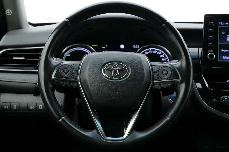 Black Toyota Camry 2022 in Vilnius, with an engine capacity of 2.49 L and mileage of 113 thousand km for 27900 €, photo 13 on AUTOMOTO.COM.LV