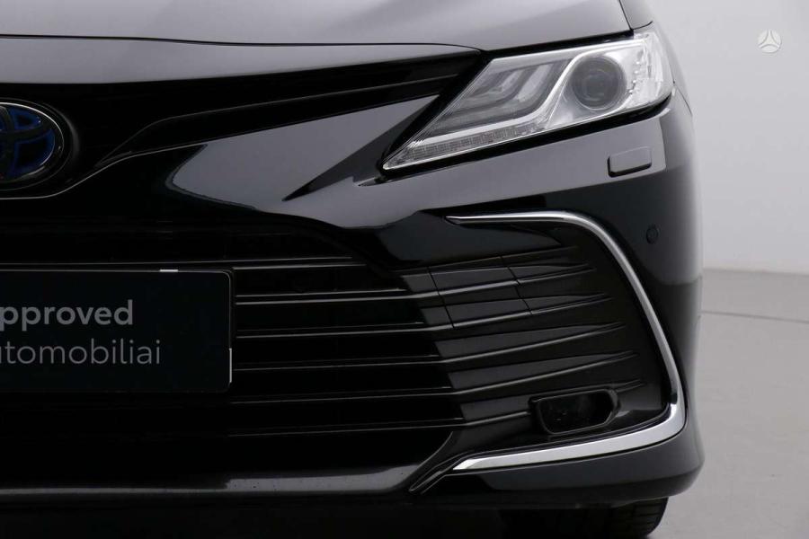 Black Toyota Camry 2022 in Vilnius, with an engine capacity of 2.49 L and mileage of 113 thousand km for 27900 €, photo 20 on AUTOMOTO.COM.LV