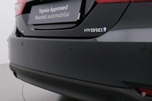 Black Toyota Camry 2022 in Vilnius, with an engine capacity of 2.49 L and mileage of 113 thousand km for 27900 €, photo 21 on AUTOMOTO.COM.LV