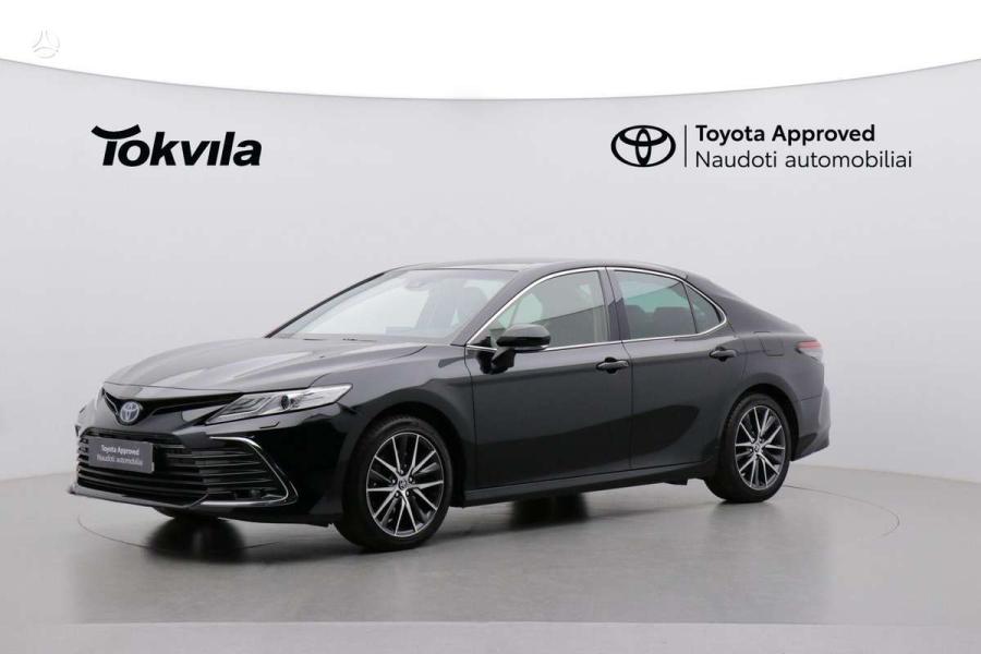 Melns Toyota Camry 2022 Viļņa, ar dzinēja tilpumu 2.49 L un nobraukumu 90 tūkst. km par 25900 €, foto 1 vietnē AUTOMOTO.COM.LV