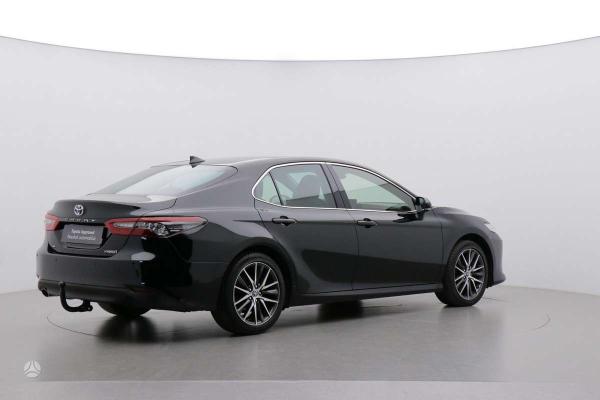 Melns Toyota Camry 2022 Viļņa, ar dzinēja tilpumu 2.49 L un nobraukumu 90 tūkst. km par 25900 €, foto 4 vietnē AUTOMOTO.COM.LV