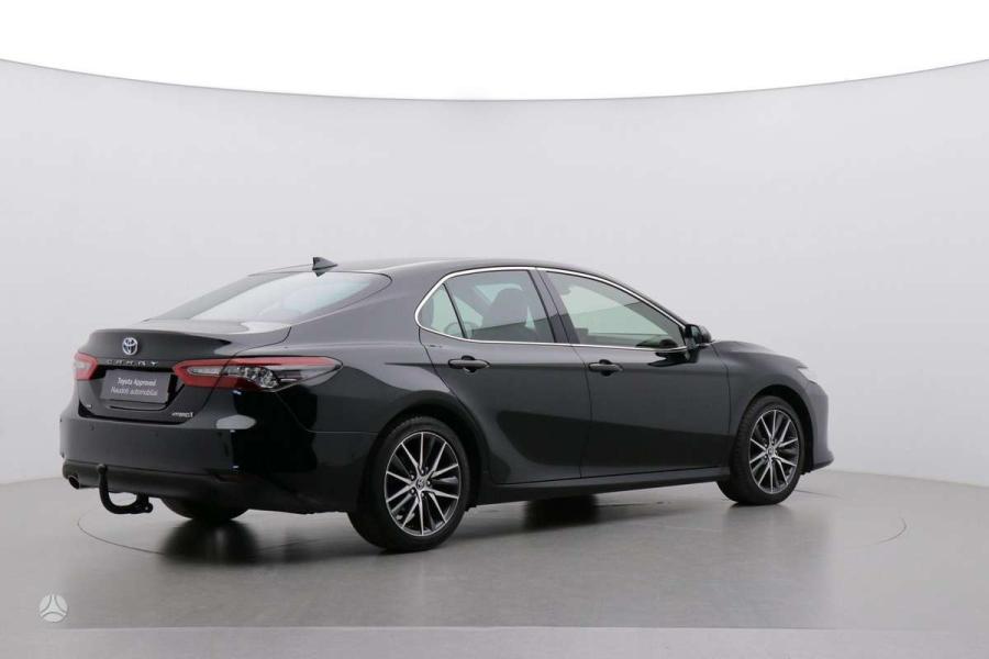 Melns Toyota Camry 2022 Viļņa, ar dzinēja tilpumu 2.49 L un nobraukumu 90 tūkst. km par 25900 €, foto 4 vietnē AUTOMOTO.COM.LV