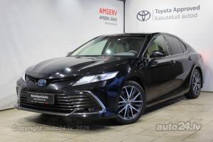 Melns Toyota Camry 2023 Tallina, ar dzinēja tilpumu 2.50 L un nobraukumu 37 tūkst. km par 33490 €, foto  vietnē AUTOMOTO.COM.LV