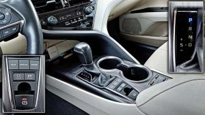Black Toyota Camry 2023 in Vilnius, with an engine capacity of 2.50 L and mileage of 63 thousand km for 32500 €, photo 31 on AUTOMOTO.COM.LV