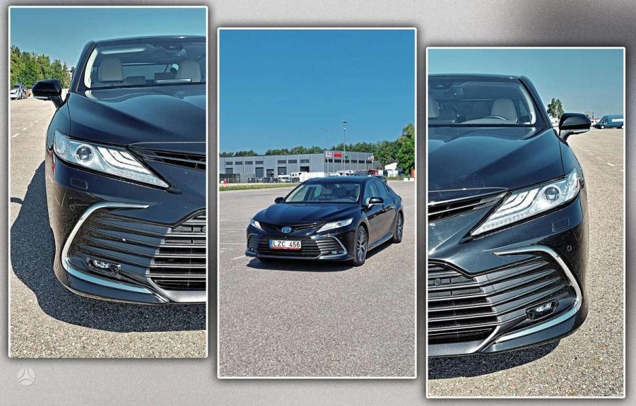 Black Toyota Camry 2023 in Vilnius, with an engine capacity of 2.50 L and mileage of 63 thousand km for 32500 €, photo 42 on AUTOMOTO.COM.LV