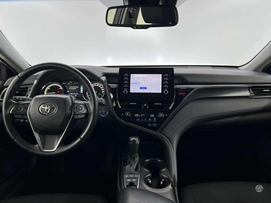 Melns Toyota Camry 2023 Viļņa, ar dzinēja tilpumu 2.49 L un nobraukumu 103 tūkst. km par 26900 €, foto 9 vietnē AUTOMOTO.COM.LV