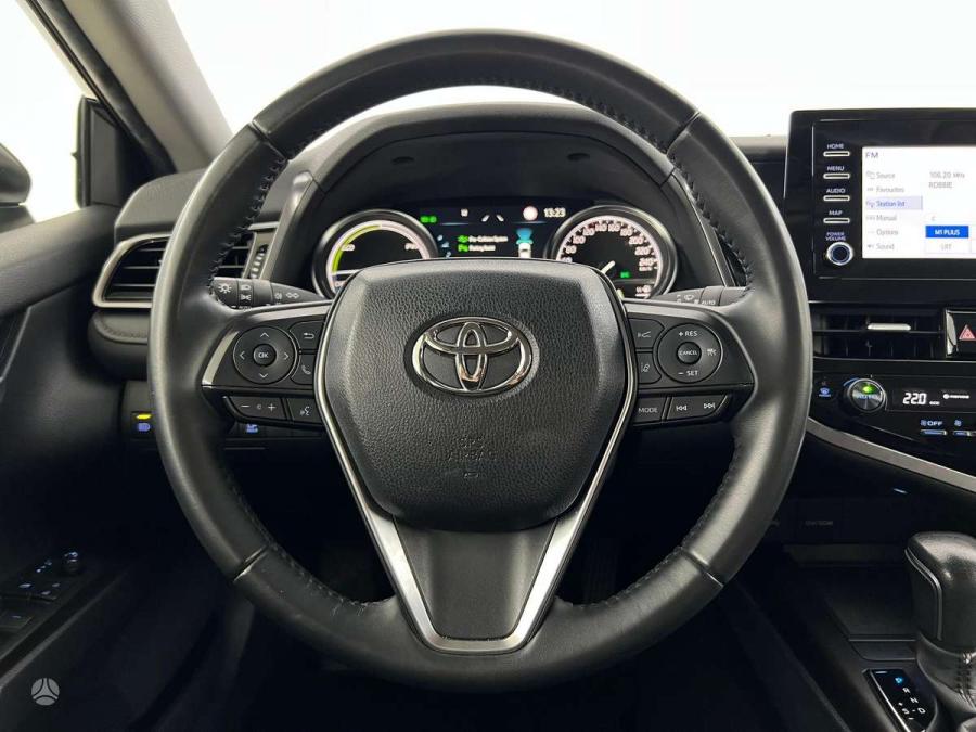 Melns Toyota Camry 2023 Viļņa, ar dzinēja tilpumu 2.49 L un nobraukumu 103 tūkst. km par 26900 €, foto 13 vietnē AUTOMOTO.COM.LV