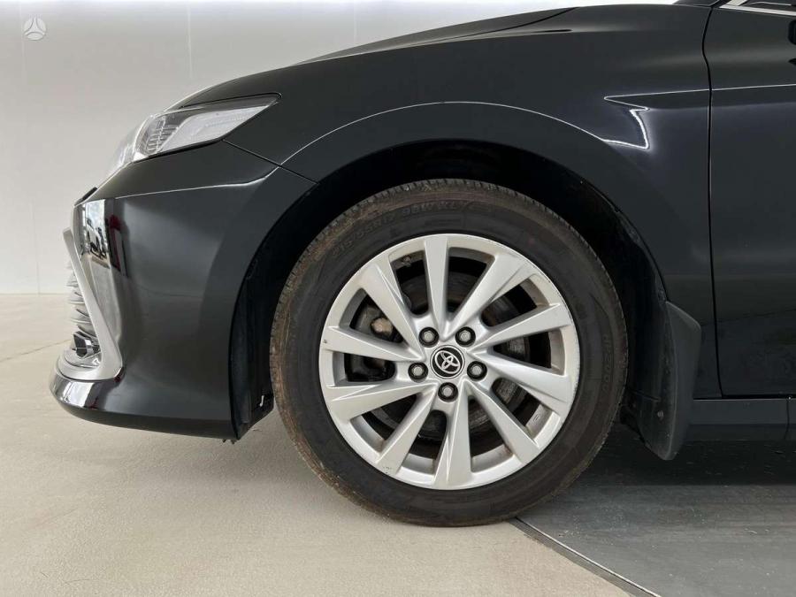 Melns Toyota Camry 2023 Viļņa, ar dzinēja tilpumu 2.49 L un nobraukumu 103 tūkst. km par 26900 €, foto 16 vietnē AUTOMOTO.COM.LV