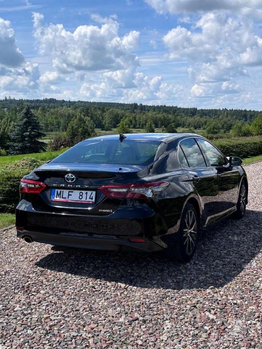 Melns Toyota Camry 2023 Kauņa, ar dzinēja tilpumu 2.49 L un nobraukumu 52 tūkst. km par 29900 €, foto 4 vietnē AUTOMOTO.COM.LV