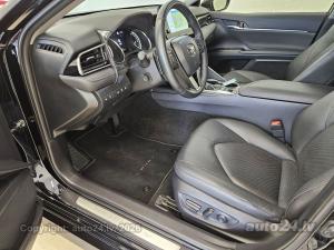Melns Toyota Camry 2024 Rakvere, ar dzinēja tilpumu 2.49 L un nobraukumu 0 tūkst. km par 36490 €, foto 13 vietnē AUTOMOTO.COM.LV