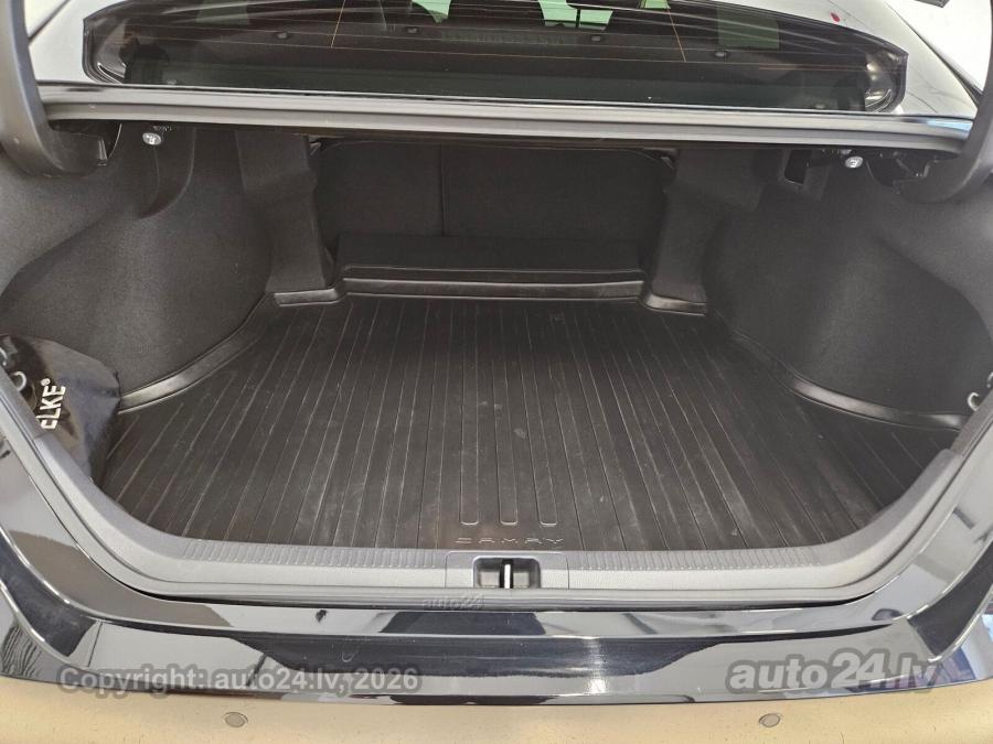 Melns Toyota Camry 2024 Rakvere, ar dzinēja tilpumu 2.49 L un nobraukumu 0 tūkst. km par 36490 €, foto 15 vietnē AUTOMOTO.COM.LV