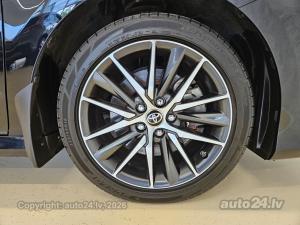 Melns Toyota Camry 2024 Rakvere, ar dzinēja tilpumu 2.49 L un nobraukumu 0 tūkst. km par 36490 €, foto 16 vietnē AUTOMOTO.COM.LV