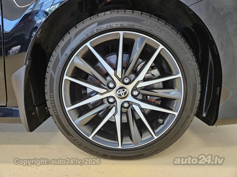 Melns Toyota Camry 2024 Rakvere, ar dzinēja tilpumu 2.49 L un nobraukumu 0 tūkst. km par 36490 €, foto 16 vietnē AUTOMOTO.COM.LV