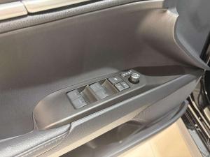 Melns Toyota Camry 2026 Panevēža, ar dzinēja tilpumu 2.49 L un nobraukumu 0 tūkst. km par 39990 €, foto 8 vietnē AUTOMOTO.COM.LV