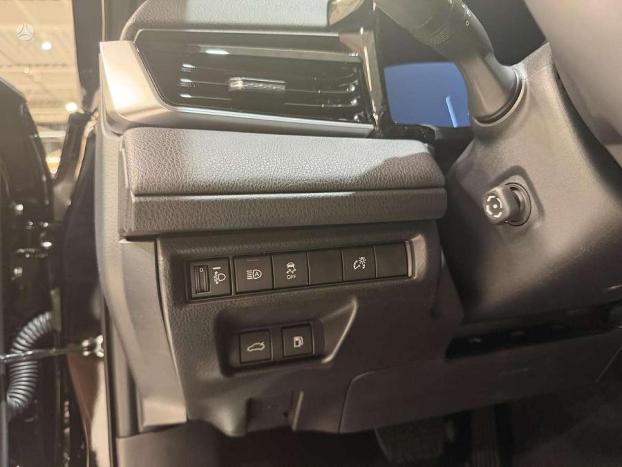 Melns Toyota Camry 2026 Panevēža, ar dzinēja tilpumu 2.49 L un nobraukumu 0 tūkst. km par 39990 €, foto 12 vietnē AUTOMOTO.COM.LV