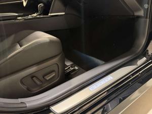 Melns Toyota Camry 2026 Panevēža, ar dzinēja tilpumu 2.49 L un nobraukumu 0 tūkst. km par 39990 €, foto 17 vietnē AUTOMOTO.COM.LV