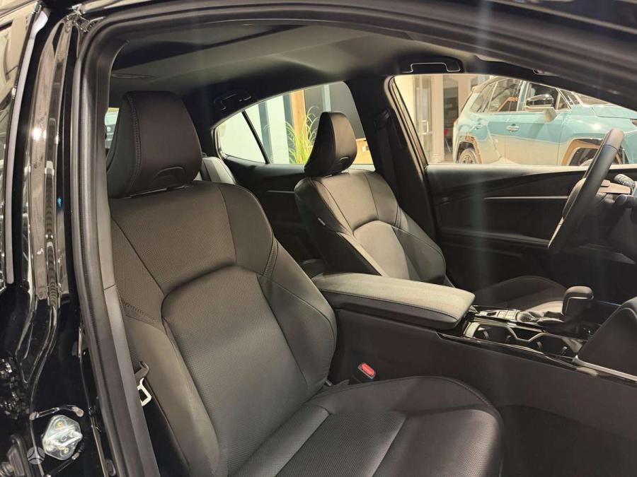 Melns Toyota Camry 2026 Panevēža, ar dzinēja tilpumu 2.49 L un nobraukumu 0 tūkst. km par 39990 €, foto 18 vietnē AUTOMOTO.COM.LV
