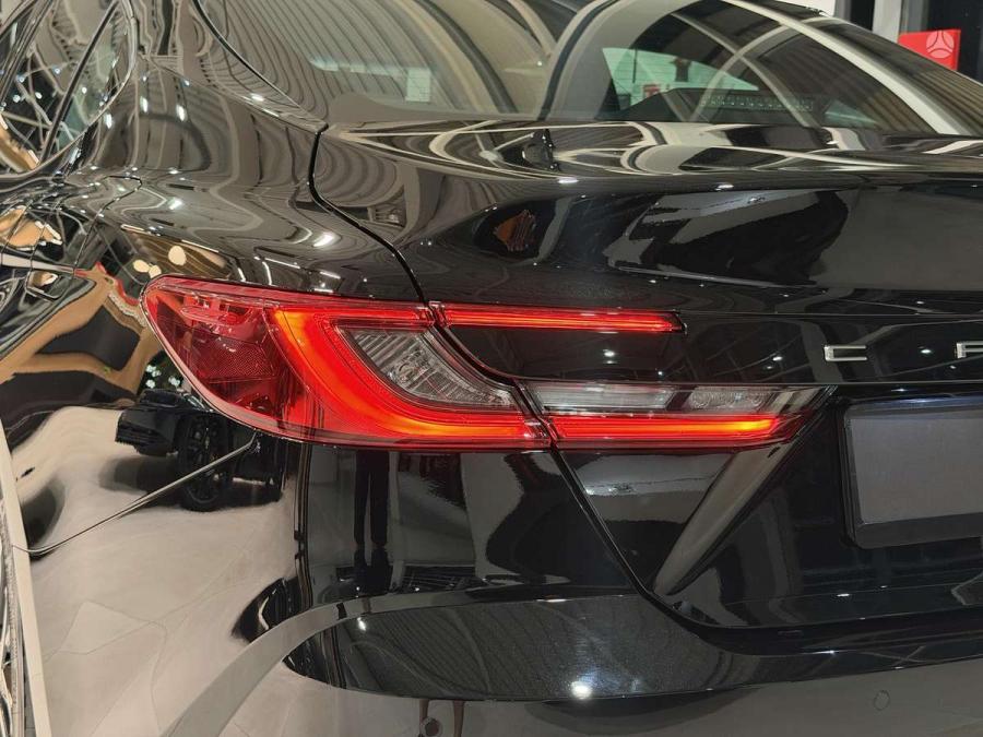 Melns Toyota Camry 2026 Panevēža, ar dzinēja tilpumu 2.49 L un nobraukumu 0 tūkst. km par 39990 €, foto 40 vietnē AUTOMOTO.COM.LV
