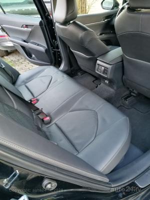 Melns Toyota Camry 2021 Tallina, ar dzinēja tilpumu 2.50 L un nobraukumu 23 tūkst. km par 26600 €, foto 7 vietnē AUTOMOTO.COM.LV