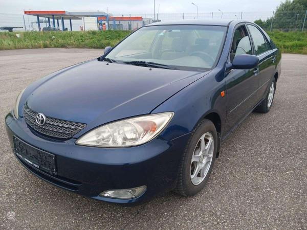 Zils Toyota Camry 2002 Marijampole, ar dzinēja tilpumu 2.36 L un nobraukumu 224 tūkst. km par 2999 €, foto 2 vietnē AUTOMOTO.COM.LV