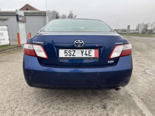 Zils Toyota Camry 2008 Marijampole, ar dzinēja tilpumu 2.36 L un nobraukumu 140 tūkst. km par 5600 €, foto 4 vietnē AUTOMOTO.COM.LV