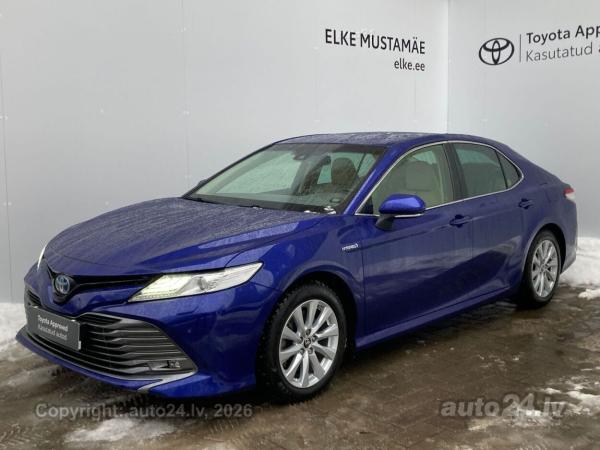 Zils Toyota Camry 2019 Tallina, ar dzinēja tilpumu 2.49 L un nobraukumu 52 tūkst. km par 24995 €, foto 1 vietnē AUTOMOTO.COM.LV