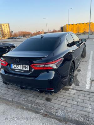 Blue Toyota Camry 2021 in Tartu, with an engine capacity of 2.50 L and mileage of 140 thousand km for 31300 €, photo 9 on AUTOMOTO.COM.LV