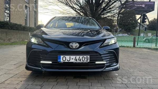 Zils Toyota Camry 2021 Jelgava, ar dzinēja tilpumu 2.50 L un nobraukumu 35 tūkst. km par 17900 €, foto 3 vietnē AUTOMOTO.COM.LV