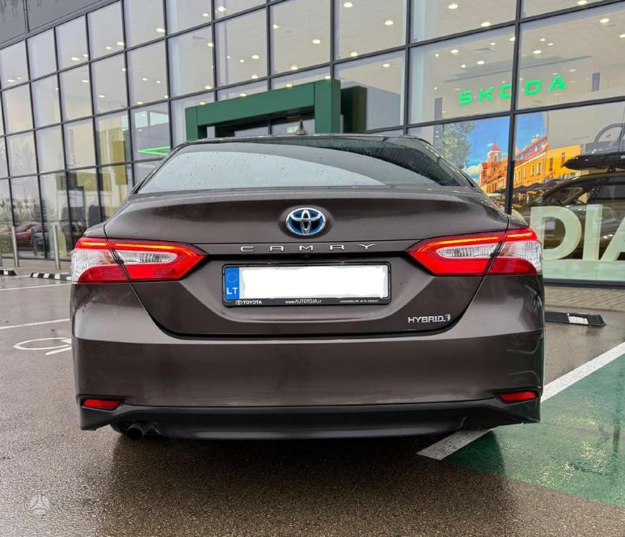 Brūns Toyota Camry 2019 Kauņa, ar dzinēja tilpumu 2.49 L un nobraukumu 58 tūkst. km par 22300 €, foto 4 vietnē AUTOMOTO.COM.LV
