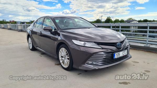 Brown Toyota Camry 2019 in Tallinn, with an engine capacity of 2.50 L and mileage of 188 thousand km for 17900 €, photo 2 on AUTOMOTO.COM.LV