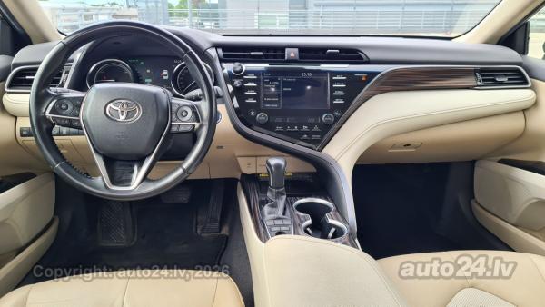 Brown Toyota Camry 2019 in Tallinn, with an engine capacity of 2.50 L and mileage of 188 thousand km for 17900 €, photo 9 on AUTOMOTO.COM.LV