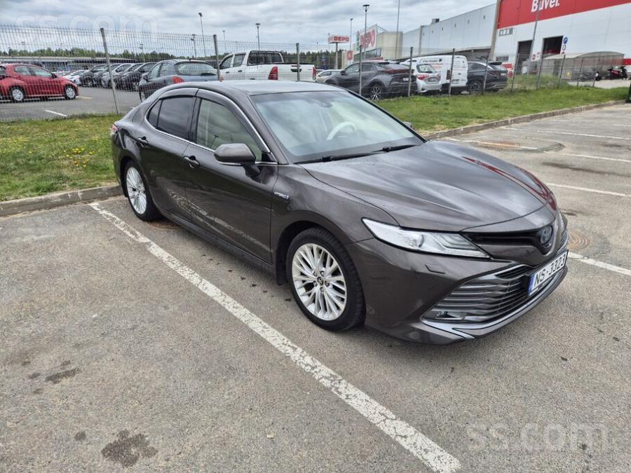 Brūns Toyota Camry 2019 Rīga, ar dzinēja tilpumu 2.50 L un nobraukumu 150 tūkst. km par 20500 €, foto 4 vietnē AUTOMOTO.COM.LV