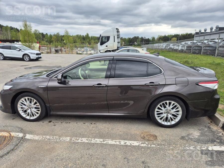 Brūns Toyota Camry 2019 Rīga, ar dzinēja tilpumu 2.50 L un nobraukumu 150 tūkst. km par 20500 €, foto 8 vietnē AUTOMOTO.COM.LV