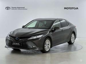 Brown Toyota Camry 2019 in Vilnius, with an engine capacity of 2.50 L and mileage of 120 thousand km for 23900 €, photo  on AUTOMOTO.COM.LV