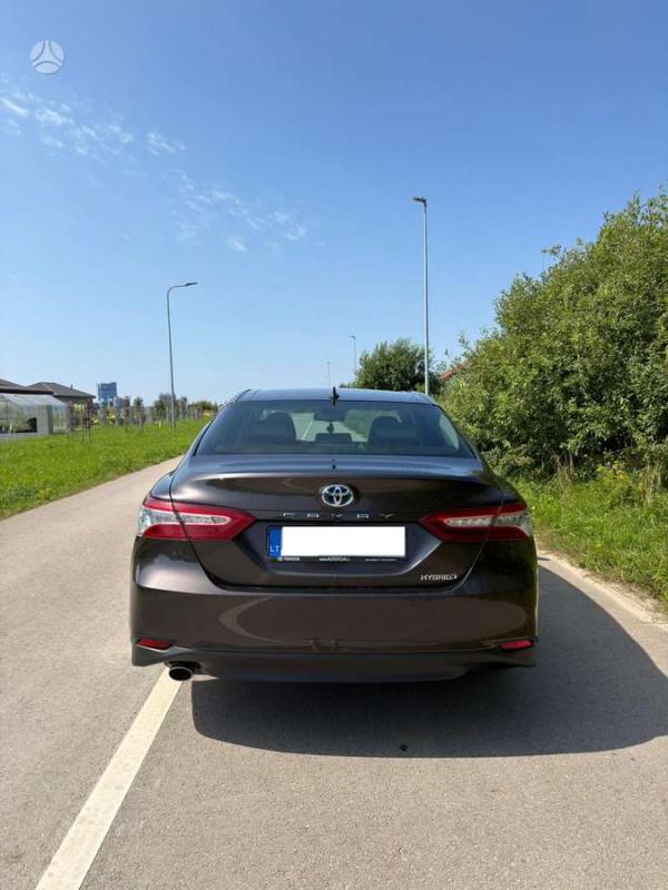 Тойота Камри 2020 в Клайпеда на AUTOMOTO.COM.LV Коричневый Тойота Камри 2020 в Клайпеда, объемом двигателя 2.49 л и пробегом 173 тыс. км за 18900 €, фото 6 на AUTOMOTO.COM.LV