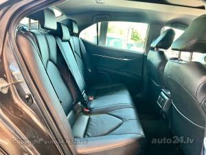 Brūns Toyota Camry 2021 Tallina, ar dzinēja tilpumu 2.50 L un nobraukumu 103 tūkst. km par 25500 €, foto 8 vietnē AUTOMOTO.COM.LV
