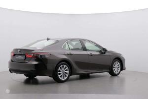 Brown Toyota Camry 2021 in Vilnius, with an engine capacity of 2.49 L and mileage of 208 thousand km for 19500 €, photo 3 on AUTOMOTO.COM.LV