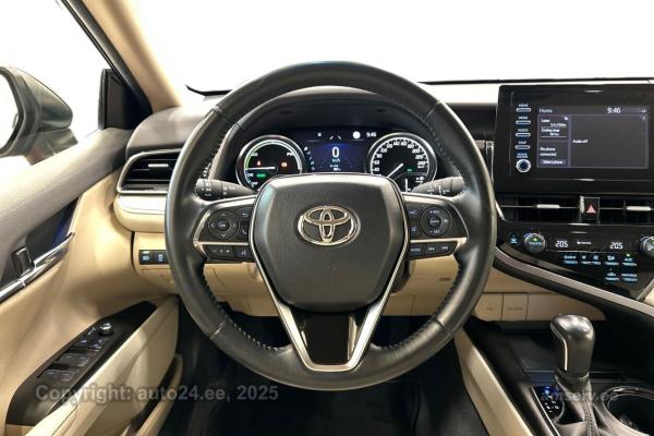 Brūns Toyota Camry 2022 Pērnava, ar dzinēja tilpumu 2.50 L un nobraukumu 80 tūkst. km par 26990 €, foto 11 vietnē AUTOMOTO.COM.LV