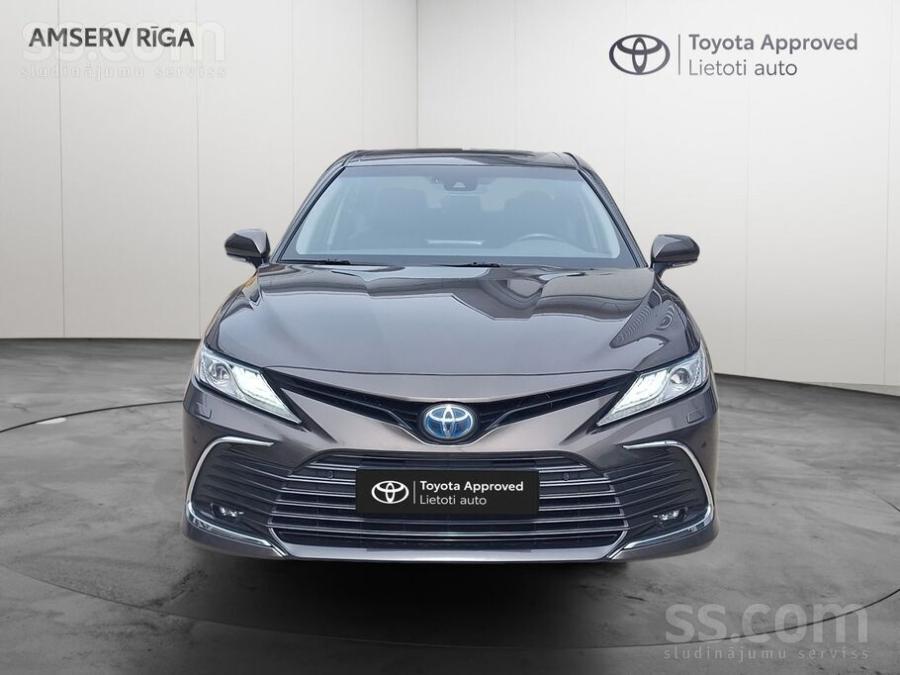 Brūns Toyota Camry 2022 Rīga, ar dzinēja tilpumu 2.50 L un nobraukumu 108 tūkst. km par 26900 €, foto 6 vietnē AUTOMOTO.COM.LV