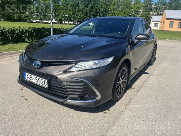 Brūns Toyota Camry 2022 Rīga, ar dzinēja tilpumu 2.50 L un nobraukumu 153 tūkst. km par 27000 €, foto 7 vietnē AUTOMOTO.COM.LV